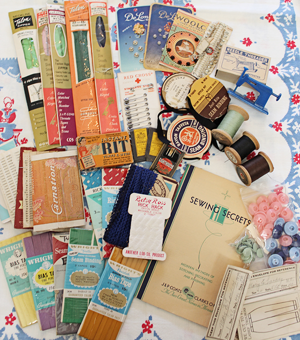 Fall Photo Contest! Win Awesome Prizes for Your Vintage Looks ...