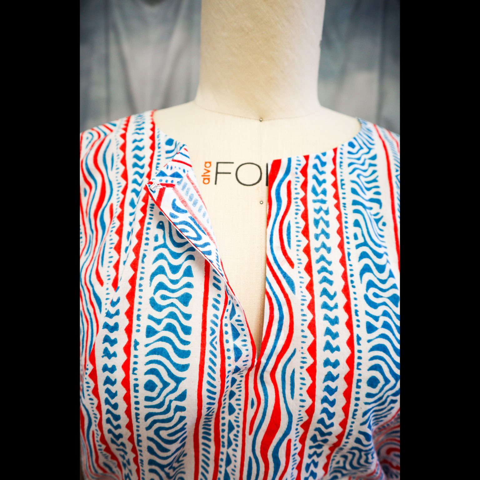 How To: Bias Facing a Neckline and Slit Opening – Wearing History® Blog